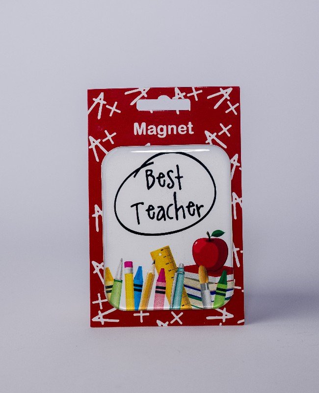 Best Teacher Magnet Badge – customgiftsanddesigns.com